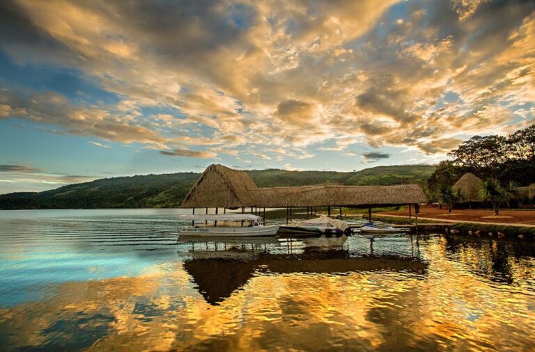 San Martín Celebran Día Del Lago Sauce Paraíso Natural De La Selva